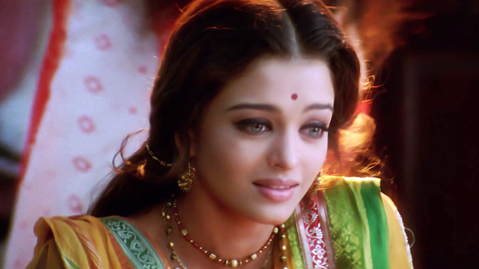 Devdas | Watch Paro can't contain her excitement! Now | Eros Now